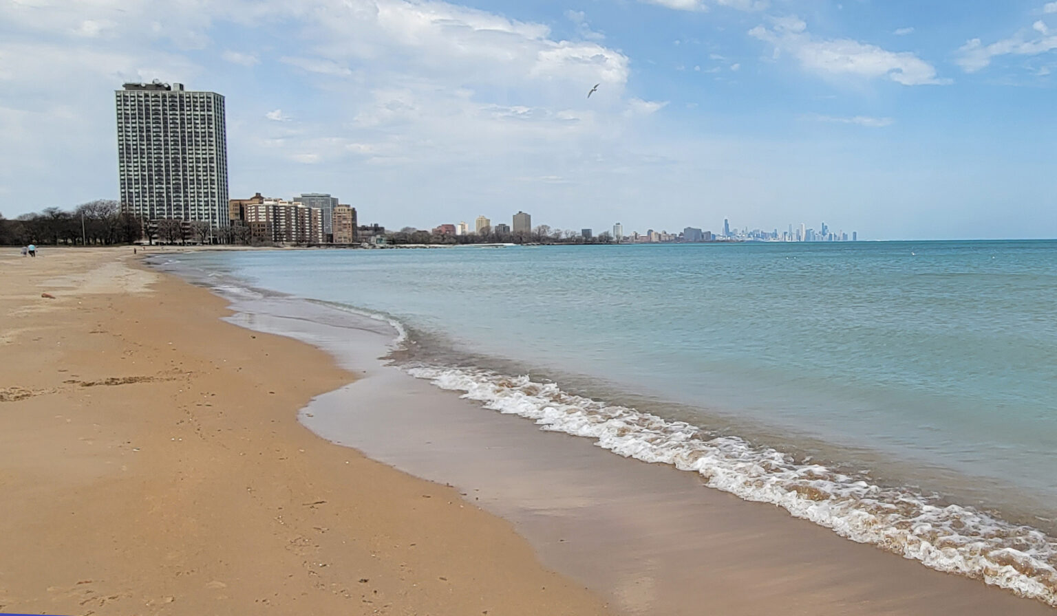 Mapping the sand on Chicago beaches and in nearshore waters provides ...