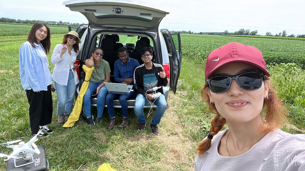 Meet our Grad Student Scholars: Lena Azimi - Illinois-Indiana Sea ...